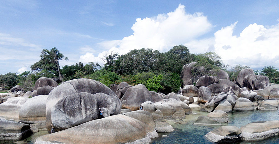 5 Pantai Tersembunyi di Belitung Favorit Wisatawan - Tokopedia Blog