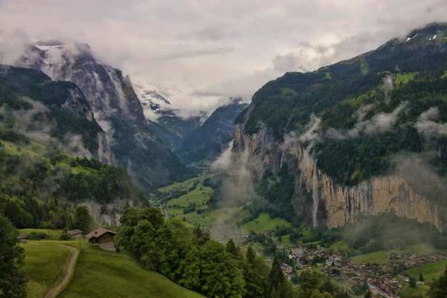 12 Rekomendasi Tempat Wisata di Swiss Terbaik - Tokopedia Blog