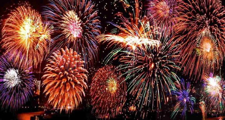 10 Tempat Terbaik untuk Merayakan Pesta Kembang Api di Malam Tahun Baru