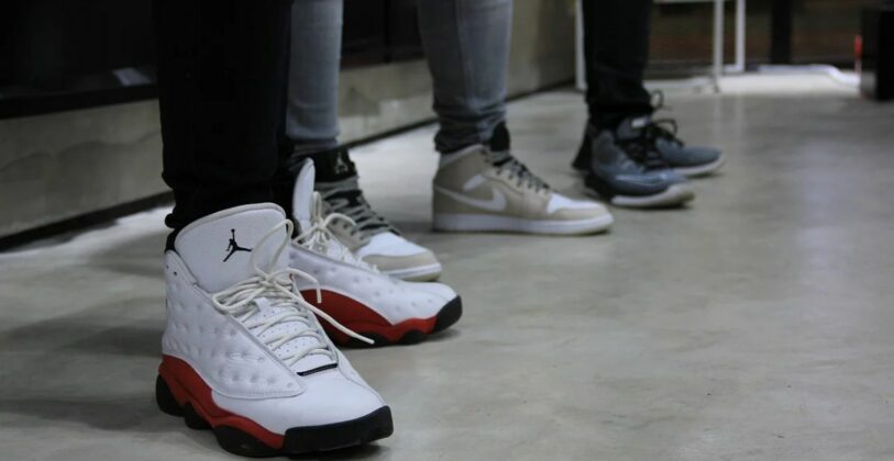 15 Sepatu Nike Air Jordan Terbaik & Terlaris Sepanjang Masa
