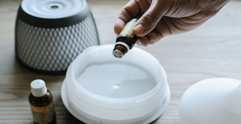 11 Merk Essential Oil Terbaik, Buatan Lokal hingga Internasional