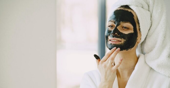 5 Rekomendasi Masker Organik Terbaik & Manfaatnya - Tokopedia Blog