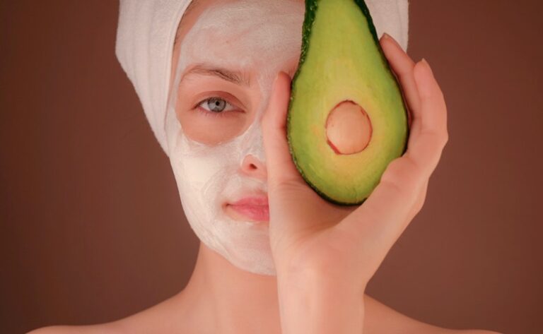 5 Rekomendasi Masker Organik Terbaik & Manfaatnya - Tokopedia Blog