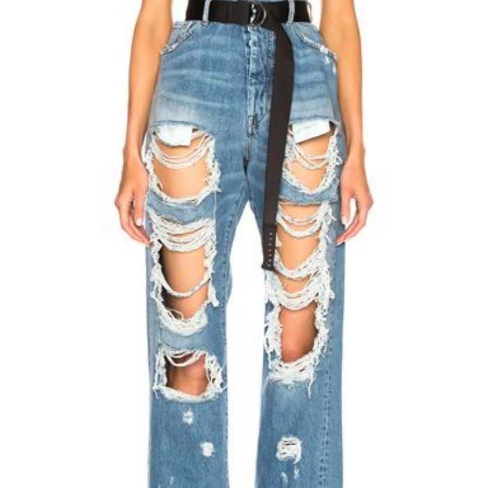 12 OOTD Boyfriend Jeans Wanita, Tips Mix & Match! - Tokopedia Blog