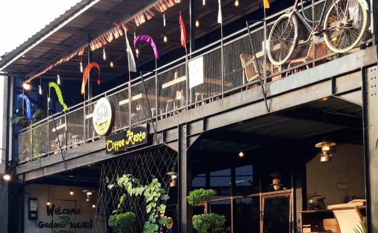 10 Restoran dan Cafe Tempat Nongkrong di Sentul Terbaik