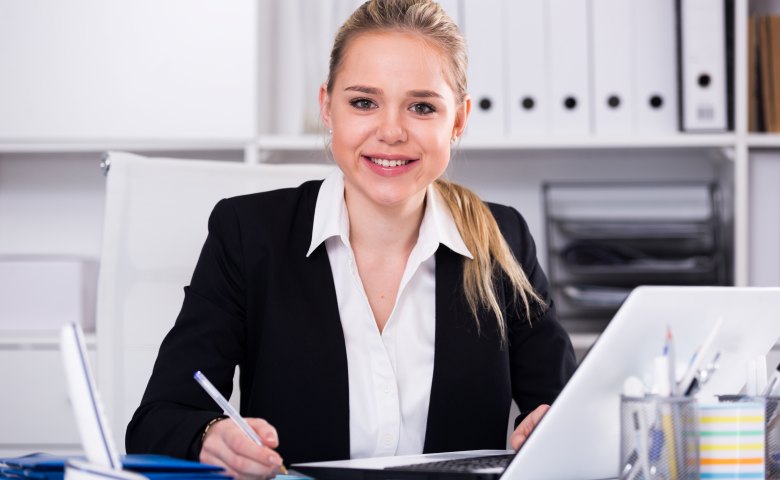 7 Job Desk Admin dan Contohnya, Tertarik Menekuninya?