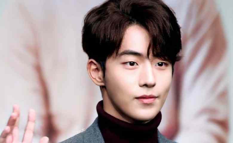 15 Model Two Block Haircut Pria: Bak Artis Korea