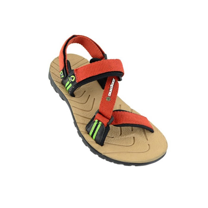 10 Merk Sandal Gunung Wanita yang Nyaman dan Stylish