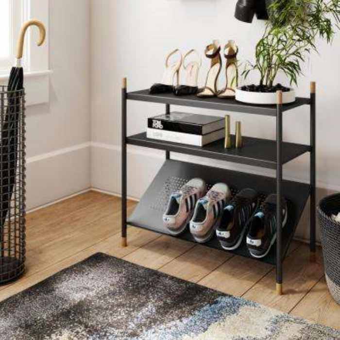 9 Inspirasi Model Rak Sepatu, Estetik dan Lebih Terorganisir