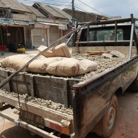 Jual Split/ batu cor/ pasir cor pasir plester/ 1 colt L300/ 1 colt L ...