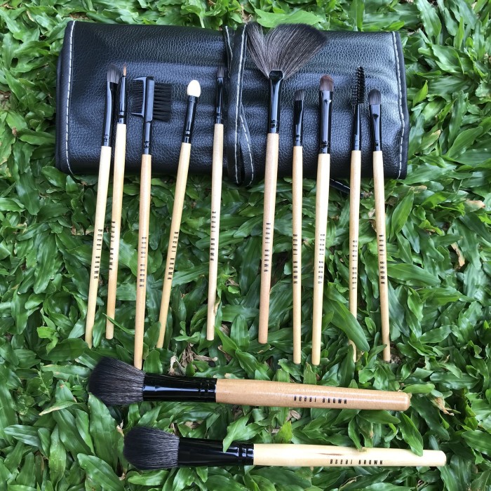 Jual Kuas Make Up Set 12 pcs Murah Kuas Halus Lembut Murah Meriah Brush ...