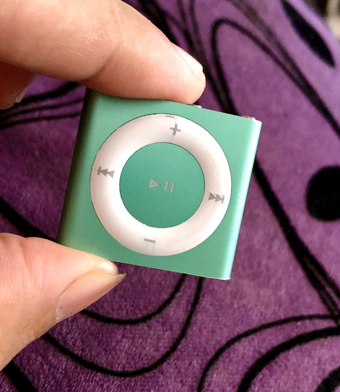 Jual Ipod shuffle gen 4 pink - Kota Tangerang - ipodshoping | Tokopedia