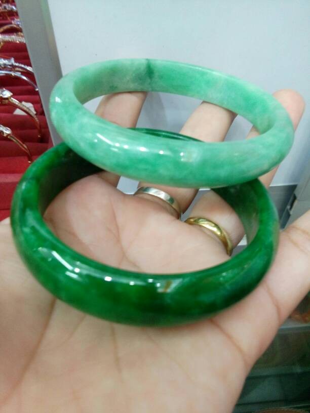 Jual gelang batu giok original china - Kota Banjarmasin - husna ...