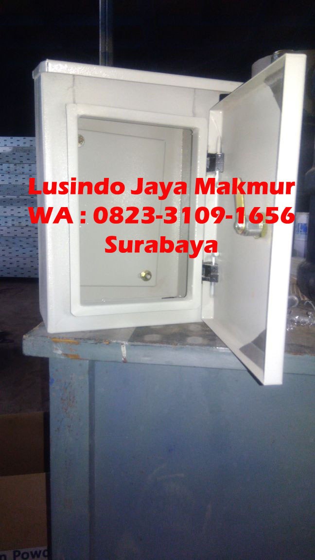 Jual Box Panel Listrik 35x25x13 Outdoor /Putih tulang - Kota Surabaya ...