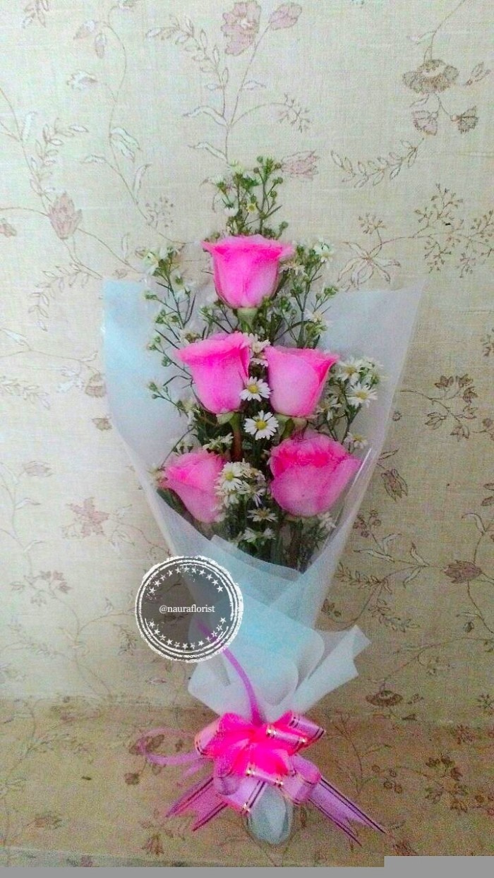 Jual HAND BOUQUET/KADO BUNGA/BUKET BUNGA /BUNGA WISUDA - Jakarta ...
