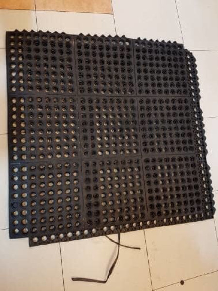 Jual Karpet Karet Lubang Anti Slip - Jakarta Barat - Arta Suksestama ...