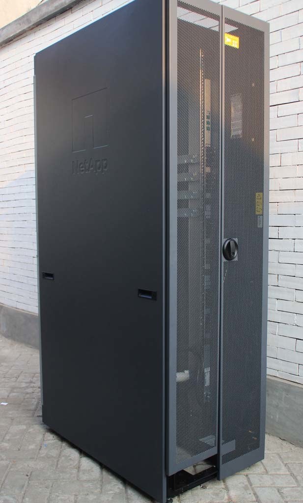 Jual Closed Rack Server NetApp 42U Depth 1000mm Harga Saudara - PT ...