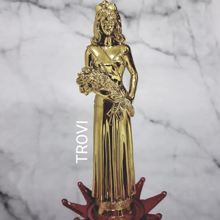 Jual Piala Premium Miss Universe - Jakarta Barat - Trovi Trophy | Tokopedia