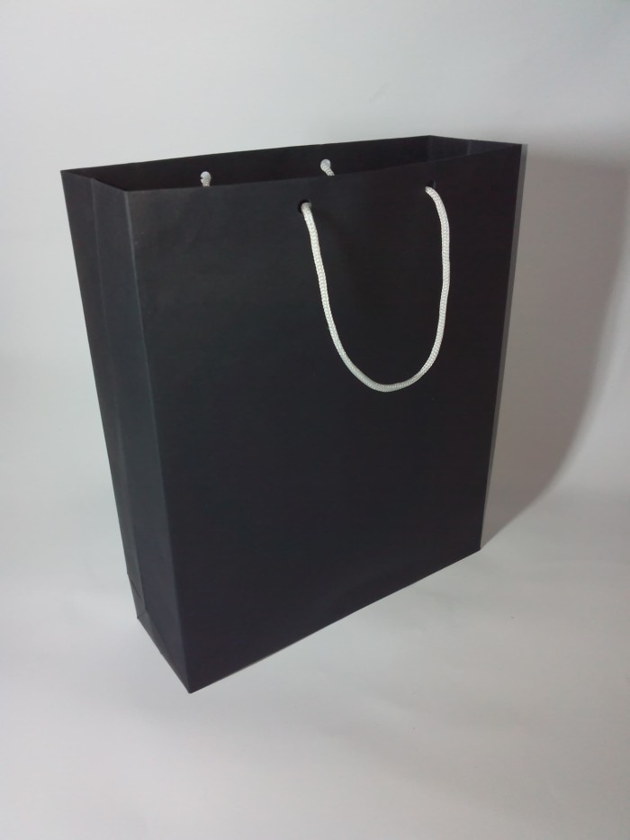 Jual Paper Bag Hitam Besar P24*L8*T28 cm - Kab. Kudus - Weedee store | Tokopedia