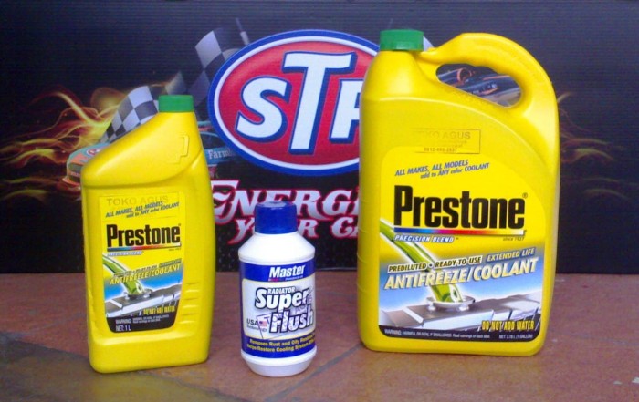 Jual PRESTONE PACKAGE Antifreeze Radiator COOLANT GALON LITER MASTER ...