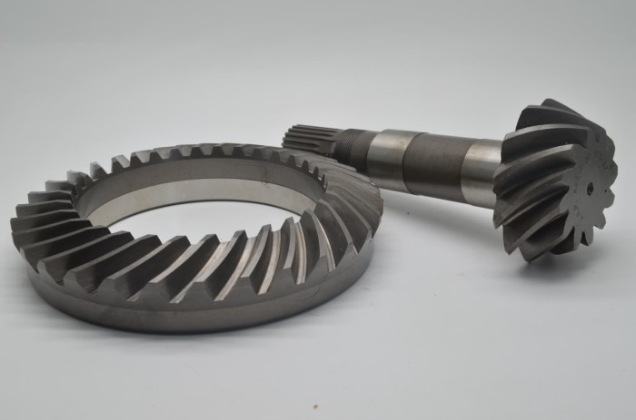 Jual Ring Gear & Pinion RE271380 - Kota Bekasi - Sparepart Traktor ...