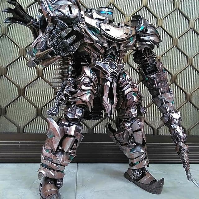 Jual BMB (Black Mamba) LS11 Transformer Robot Dinobot Scorn Spinosaurus ...