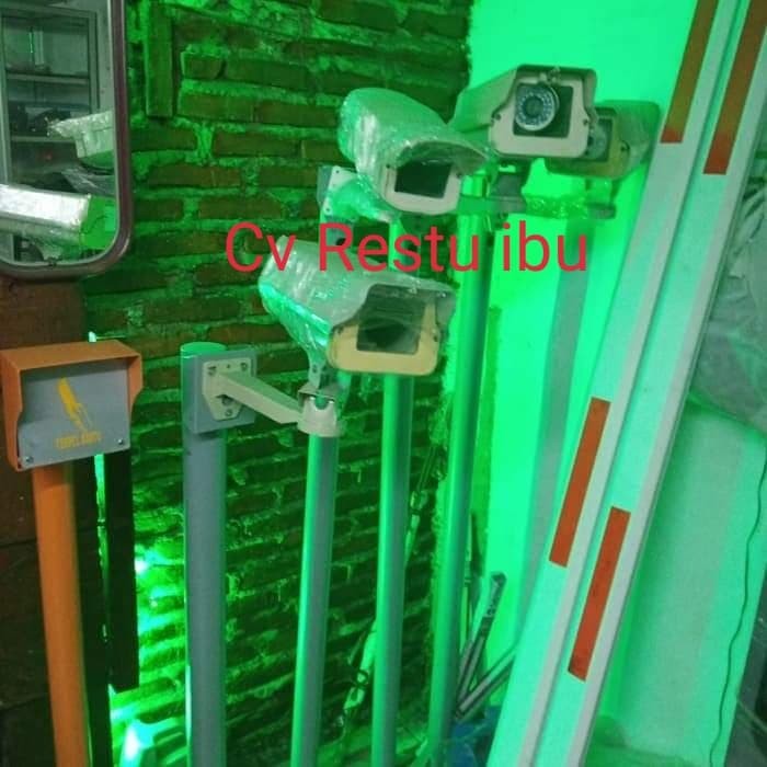 Jual tiang kamera cctc+housing kamera cctv - Jakarta Barat - CV RESTU ...