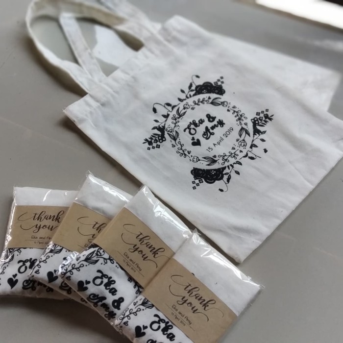 Jual Tote bag Blacu Custom 30x40cm - Tas Totebag Custom Desain - Satu ...