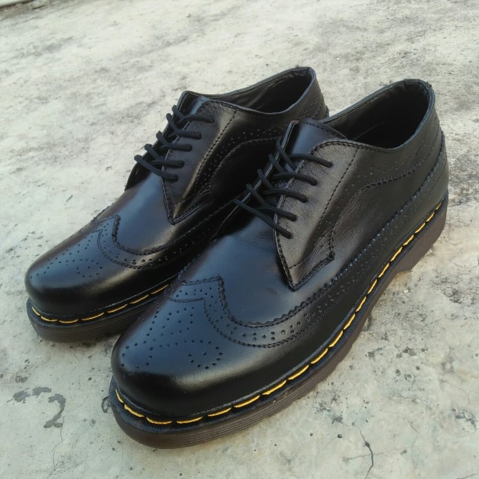 Jual PROMO sepatu docmart wingtif pria DOCMART DRMARTENS - Hitam, 38 ...