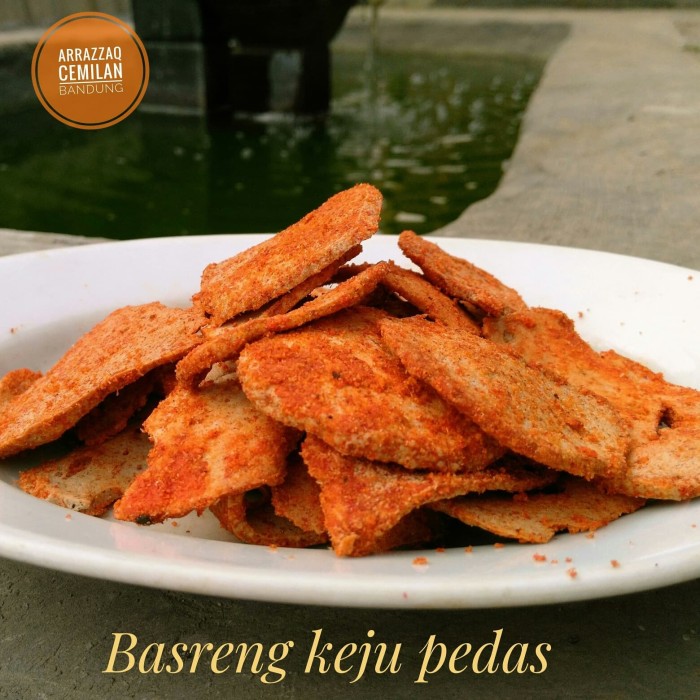 Jual cemilan basreng 250 gram keju pedas - cemilan basreng pedas ...