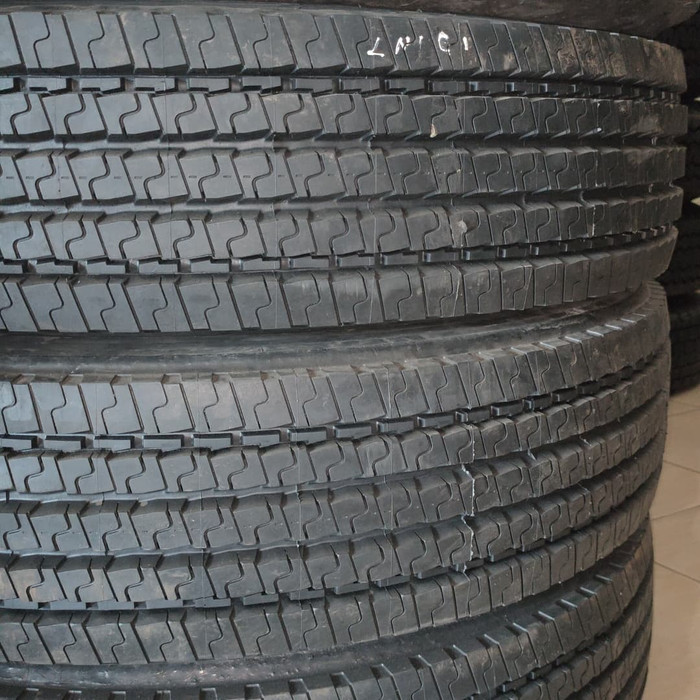 Jual Ban vulkanisir dingin 1000 R 20 bahan kawat - Jakarta Utara ...
