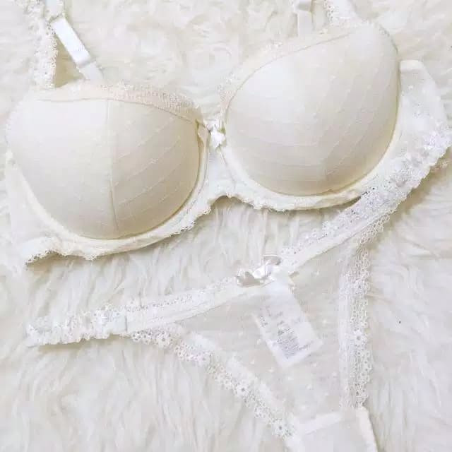 Jual H&M BRA SET SEXY THONG G STRING (LA SENZA VICTORIA SECRET HNM ...