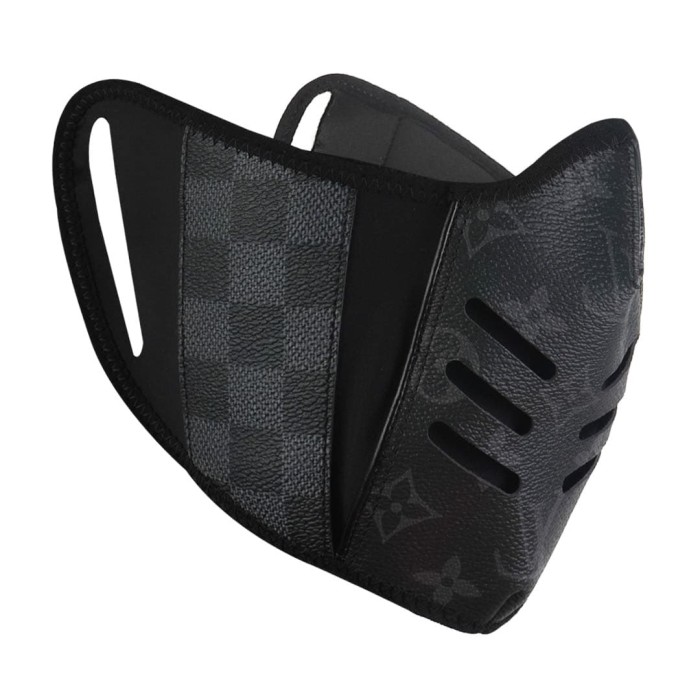 Louis Vuitton Mask Corona | IUCN Water